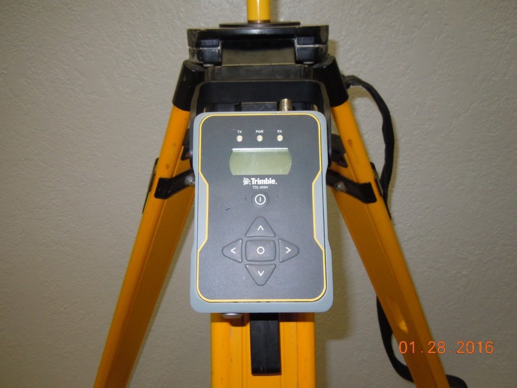Trimble R8 Model 2 GNSS GPS Set with TSC3 W/Access and TDL450 Radio ...