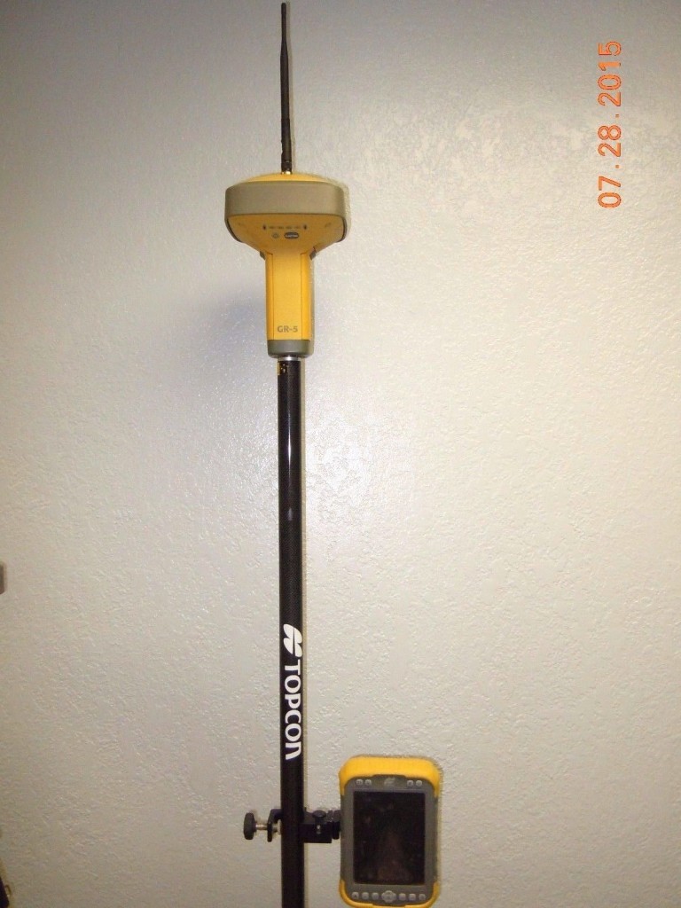 Topcon GR-5 RTK GPS GNSS Glonass 900 mhz Radio GR5 Tesla Tablet gr3 ...