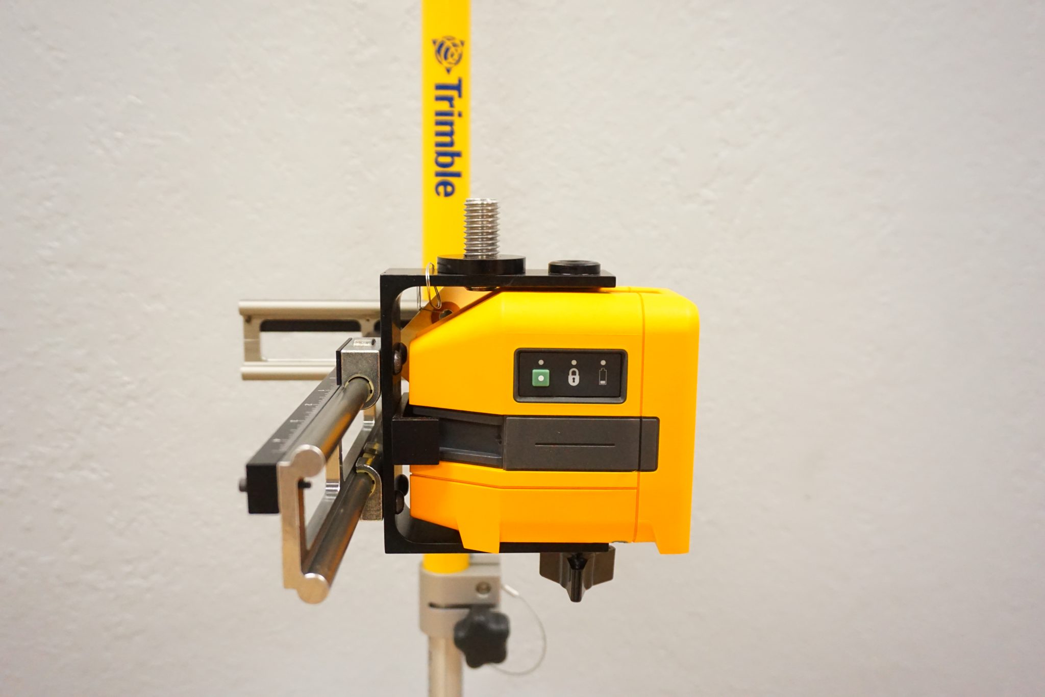 GTP X-Y Positioner Lay Out Rod – GREEN Beam with Trimble Pole | DH ...