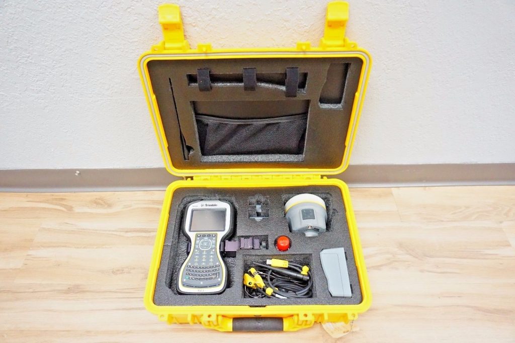 Trimble R10 L1 L2 L2c L5 GPS Glonass Galileo Compass xFill TSC3 Rover ...