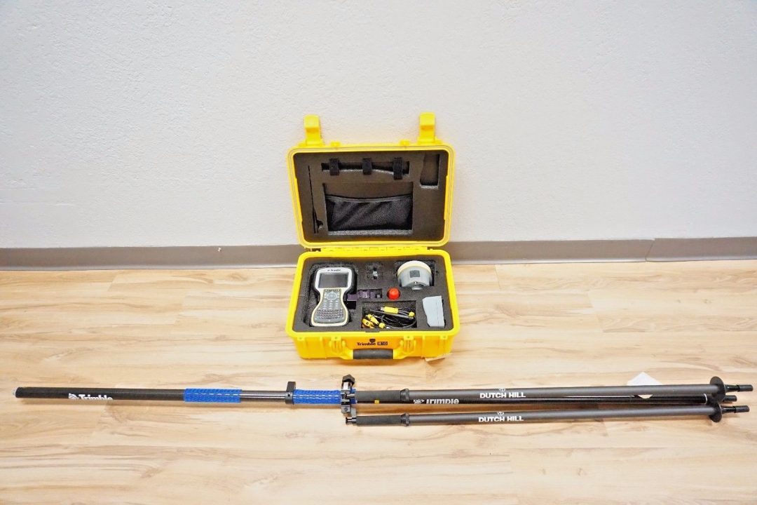 Trimble R10 L1 L2 L2c L5 GPS Glonass Galileo Compass xFill TSC3 Rover ...