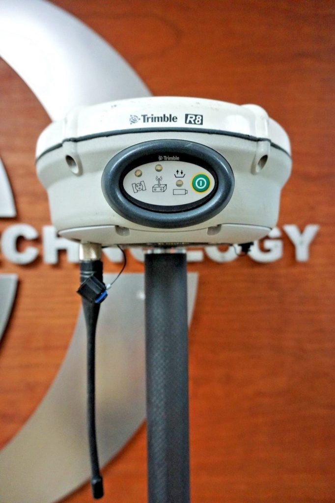 Trimble R8 Model 2 GNSS GPS L1 L2 L2c L5 RTK 450-470mhz Rover Only R8-2 ...