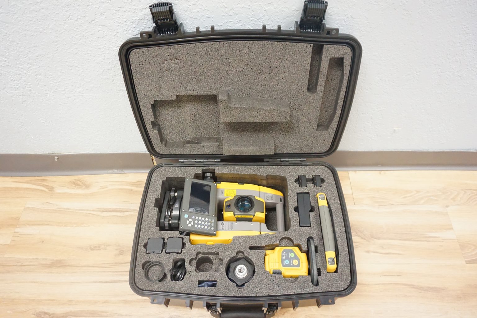 Topcon GT-1003 3″ sec Robotic Total Station FC-5000 Magnet RC5 GT | DH ...