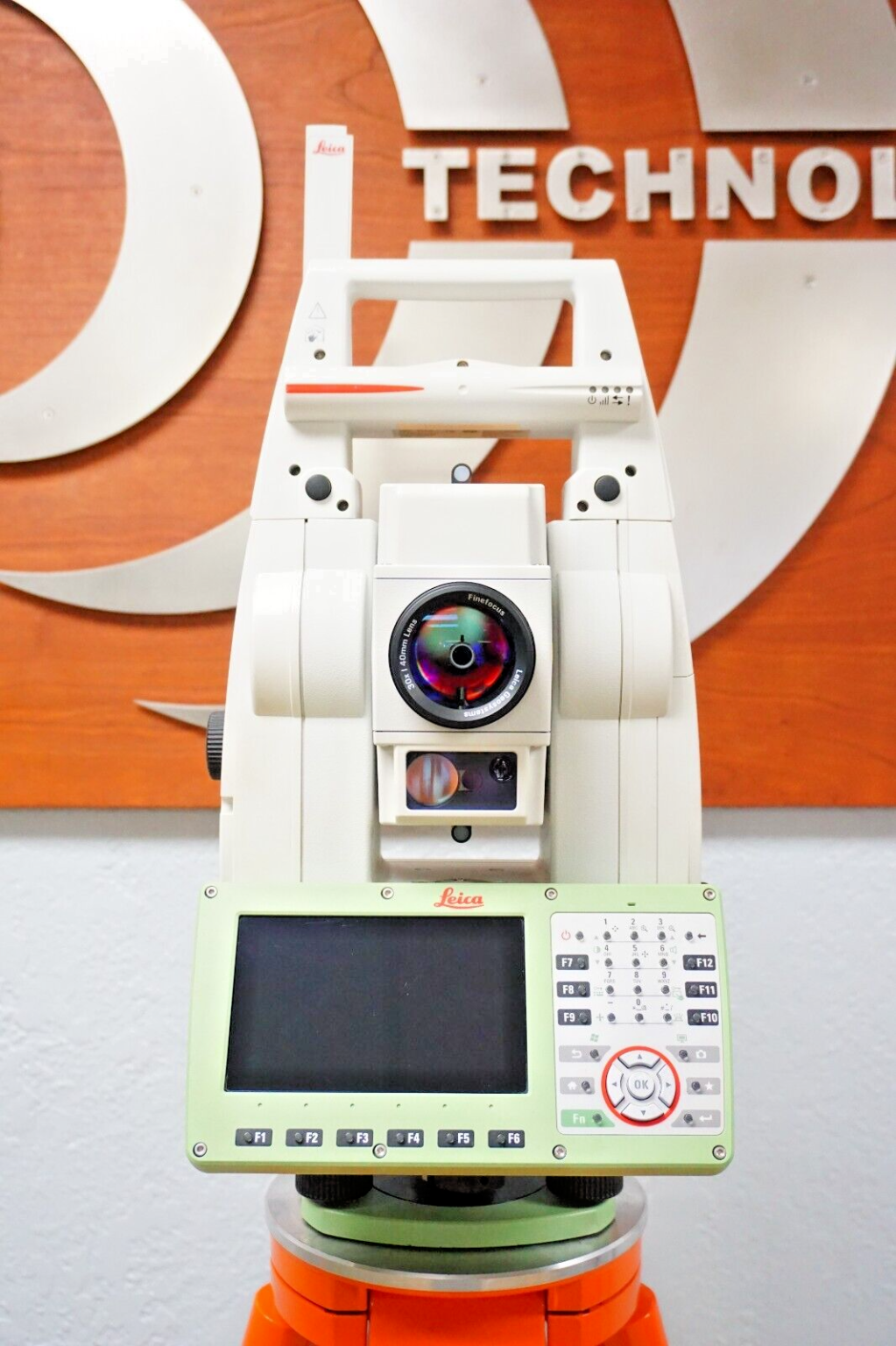 Leica TS16 P 5″ R500 Robotic Total Station Captivate | DH Technology